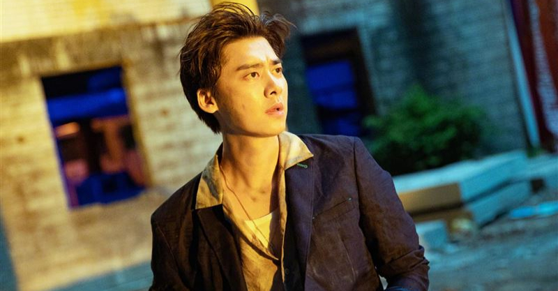 李易峰照片流出！被爆愛玩毒龍鑽「35歲就透支」 特殊性癖曝 | TEEPR 亮新聞