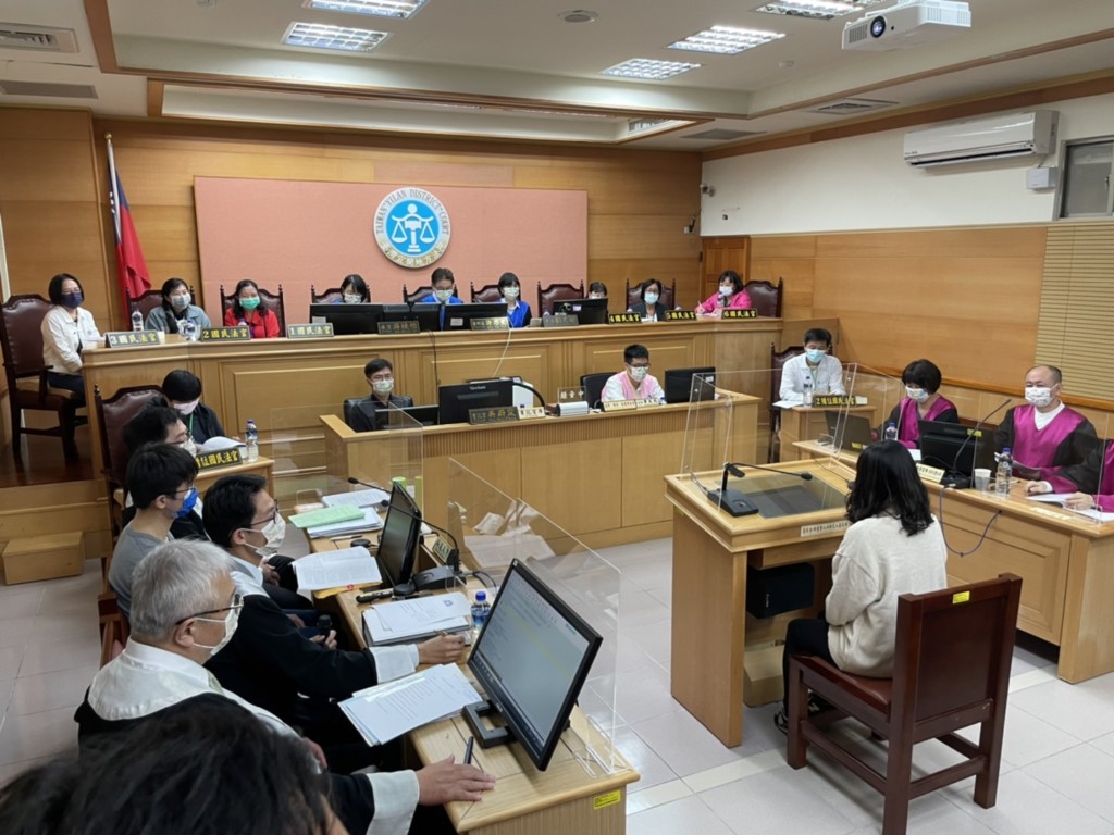 4男1女民宿開趴狂歡 她酒醒驚「身體怪怪的」崩潰！最後連男友都失去了 | TEEPR 亮新聞