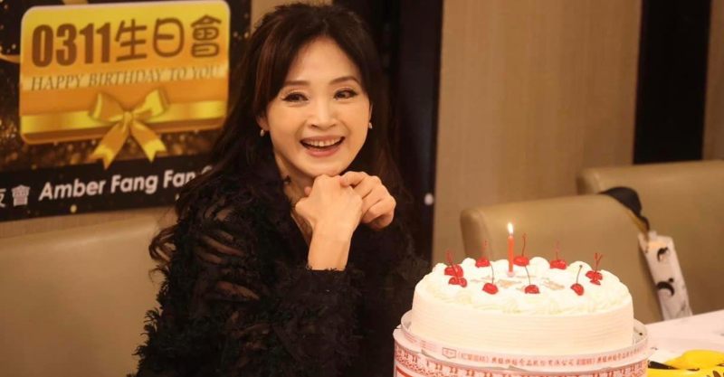 玉女歌手認母胎單身！自爆56年來「從沒跟男生接吻過」 | TEEPR 亮新聞