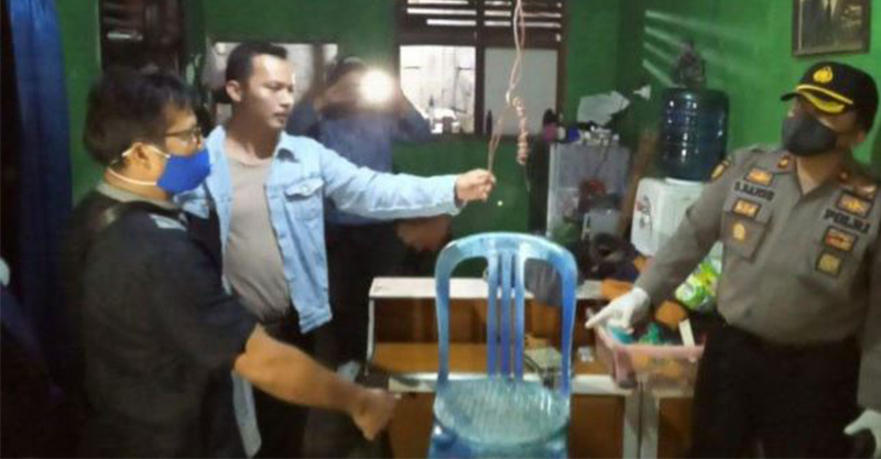 直播「假輕生」拚流量 21歲嫩妹腳一滑真的死了 | TEEPR 亮新聞