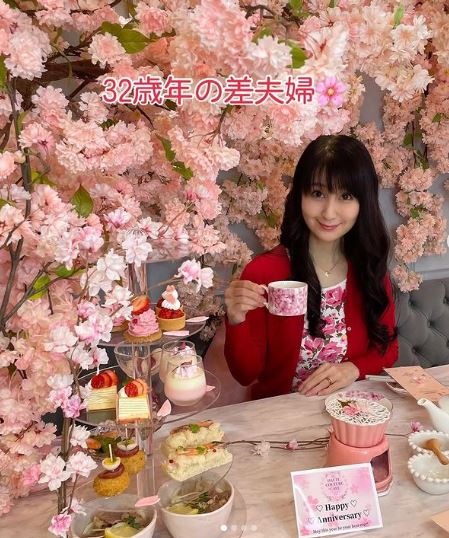 老公比兒子小！61歲嬤「嫁29歲鮮肉」爆紅 網看本尊照嚇傻 | TEEPR 亮新聞