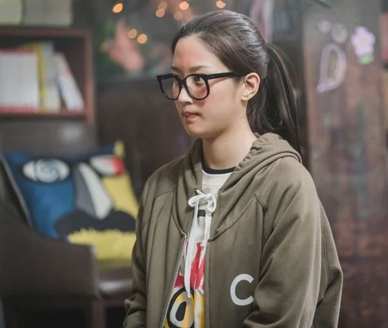 47歲女友打扮時髦30歲男喜娶回家 婚禮當晚「見她卸妝素顏」氣到悔婚 | TEEPR 亮新聞