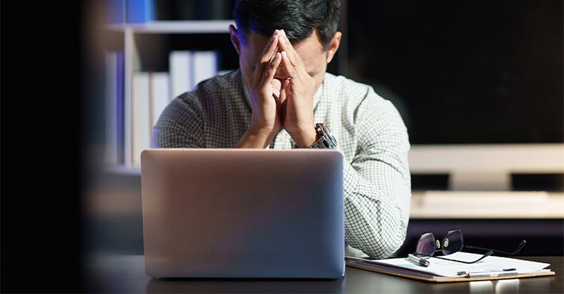 姓「劉」選2字替兒取名 他無奈感謝爸媽：尷尬了40年 | TEEPR 亮新聞