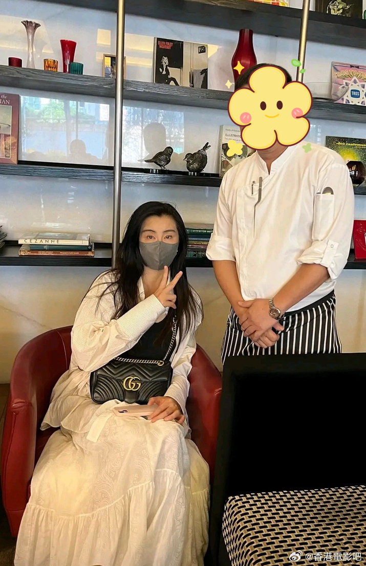 「永遠的玉女偶像」現身台中！56歲「1部位大勝年輕人」網驚：老了依然優雅 | beanfun!