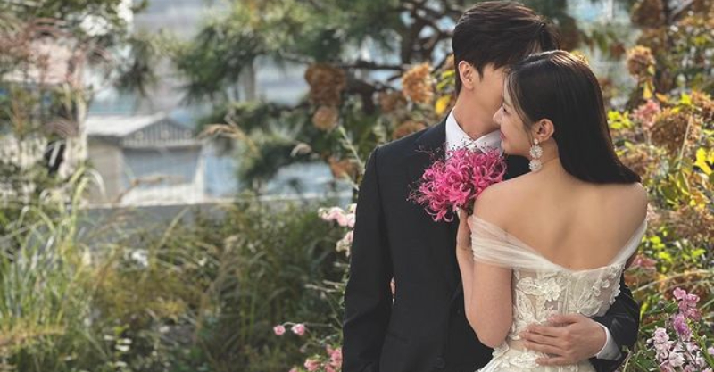 秘戀4年！女星無預警「閃嫁天菜男星」 曬超仙婚紗照 | TEEPR 亮新聞