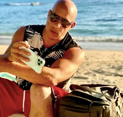 馮迪索遭控性騷！「強摸女助理當面DIY」施暴細節全曝光 本人回應了 | beanfun!