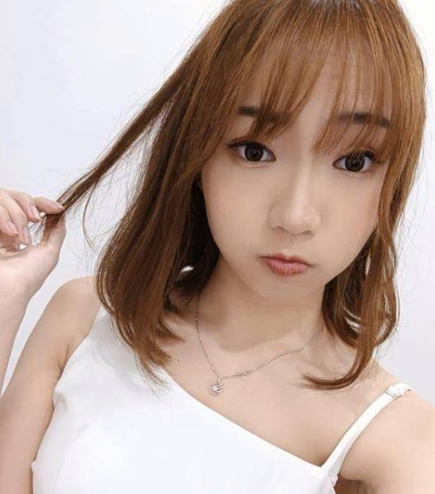 26歲女歌手「遭粉絲狠刺8刀」身亡 大馬法院：最高可處絞刑 | TEEPR 亮新聞