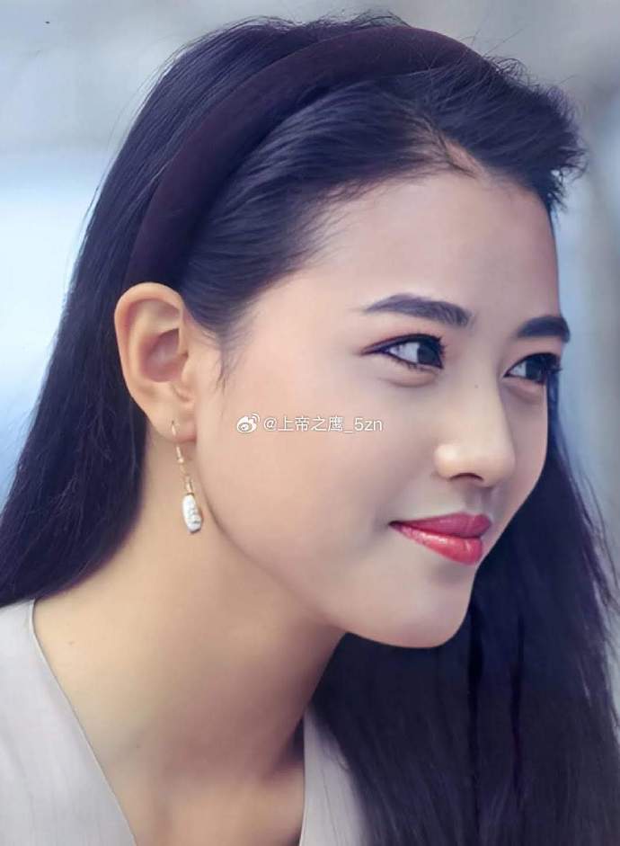 周海媚傳到院「已僵硬冰涼、出現屍斑」 同事悲曝：1週前就呼吸困難 | TEEPR 亮新聞