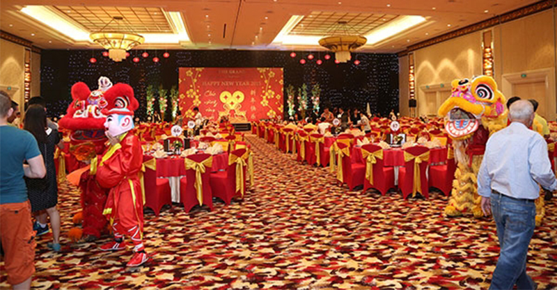 尾牙抽中48萬！女員工「秒被開除」 公司：有權撤銷 | TEEPR 亮新聞