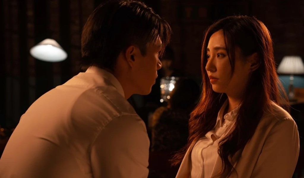 正妹OL「床上款待」外國客戶 拿下標案自豪：我是幫公司賺錢 | TEEPR 亮新聞