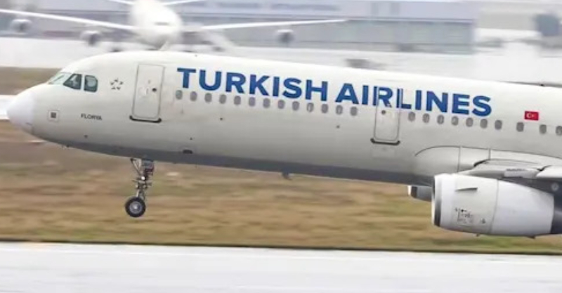 地勤驚傳被困飛機貨艙！零下25度待90分鐘 | TEEPR 亮新聞