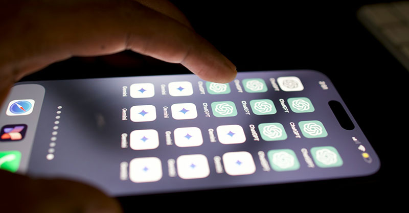 翻LINE沒關係…1款APP「絕對不准看」 網秒懂：藏了太多秘密 | TEEPR 亮新聞