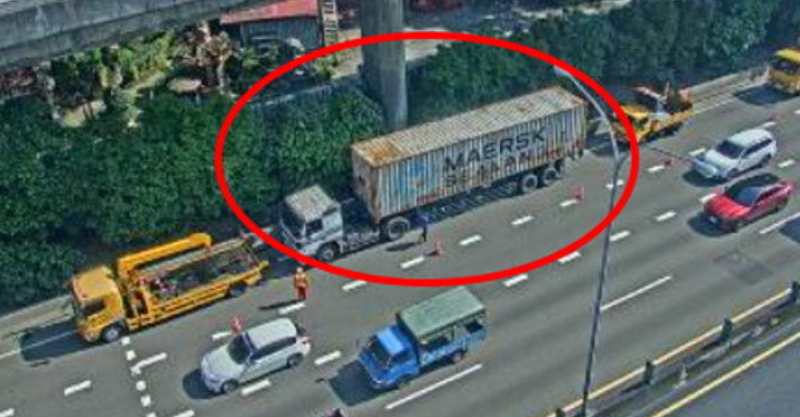 國1重大事故！貨櫃車故障「占用外線道」 後方回堵5公里 | TEEPR 亮新聞