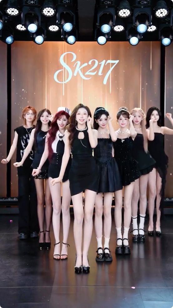 楓葉姊姊「超正同事」竟是台灣人！美顏濾鏡內幕全說了 | TEEPR 亮新聞