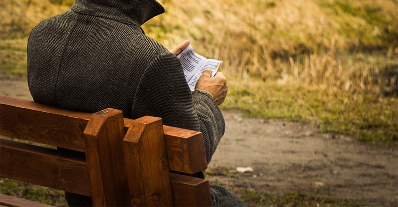 「不開冷氣、不外食」存出1300萬！67歲男退休後卻崩潰後悔 | TEEPR 亮新聞